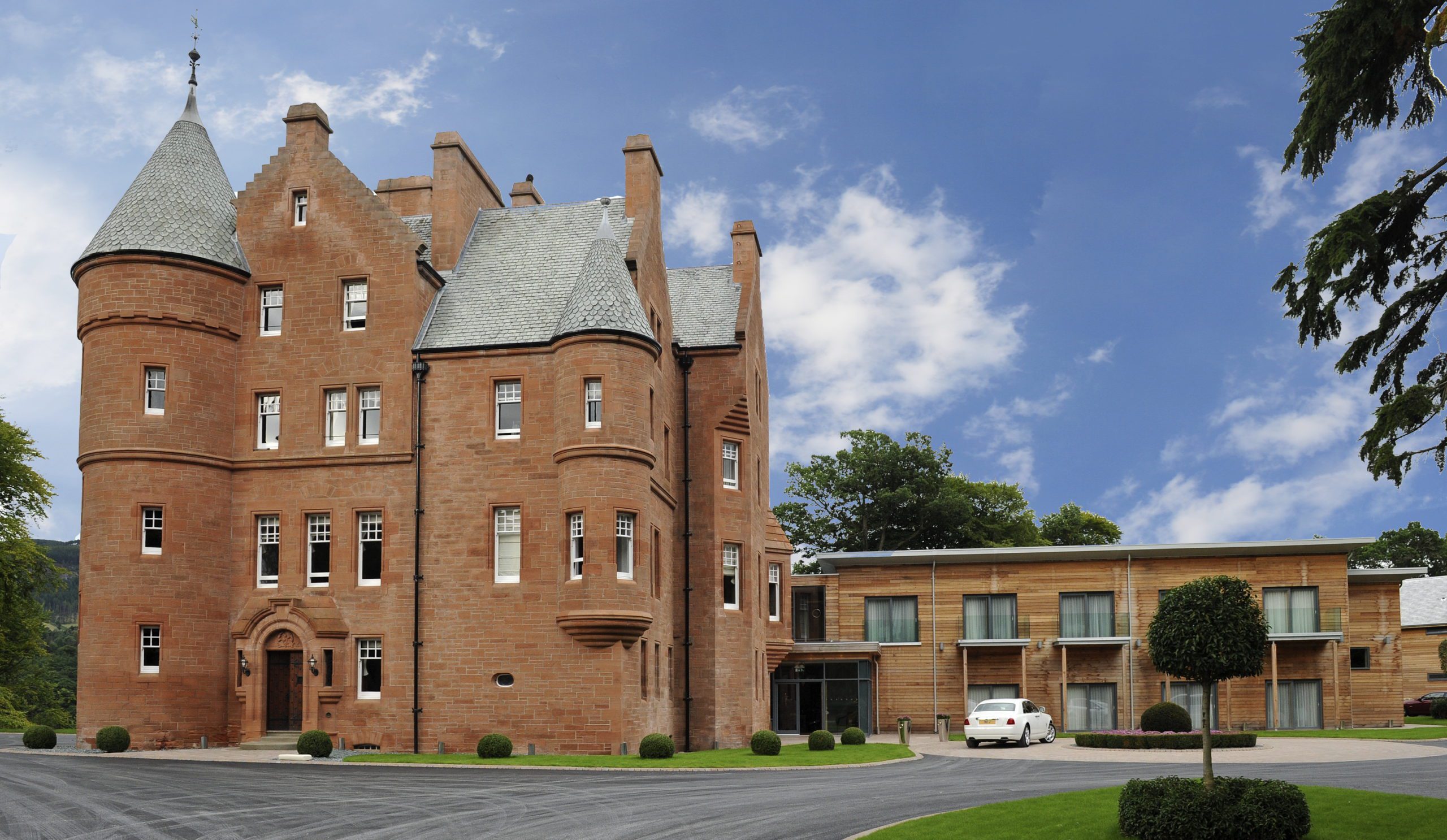 Five-star Fonab Castle sold to new owners | Hotel Owner