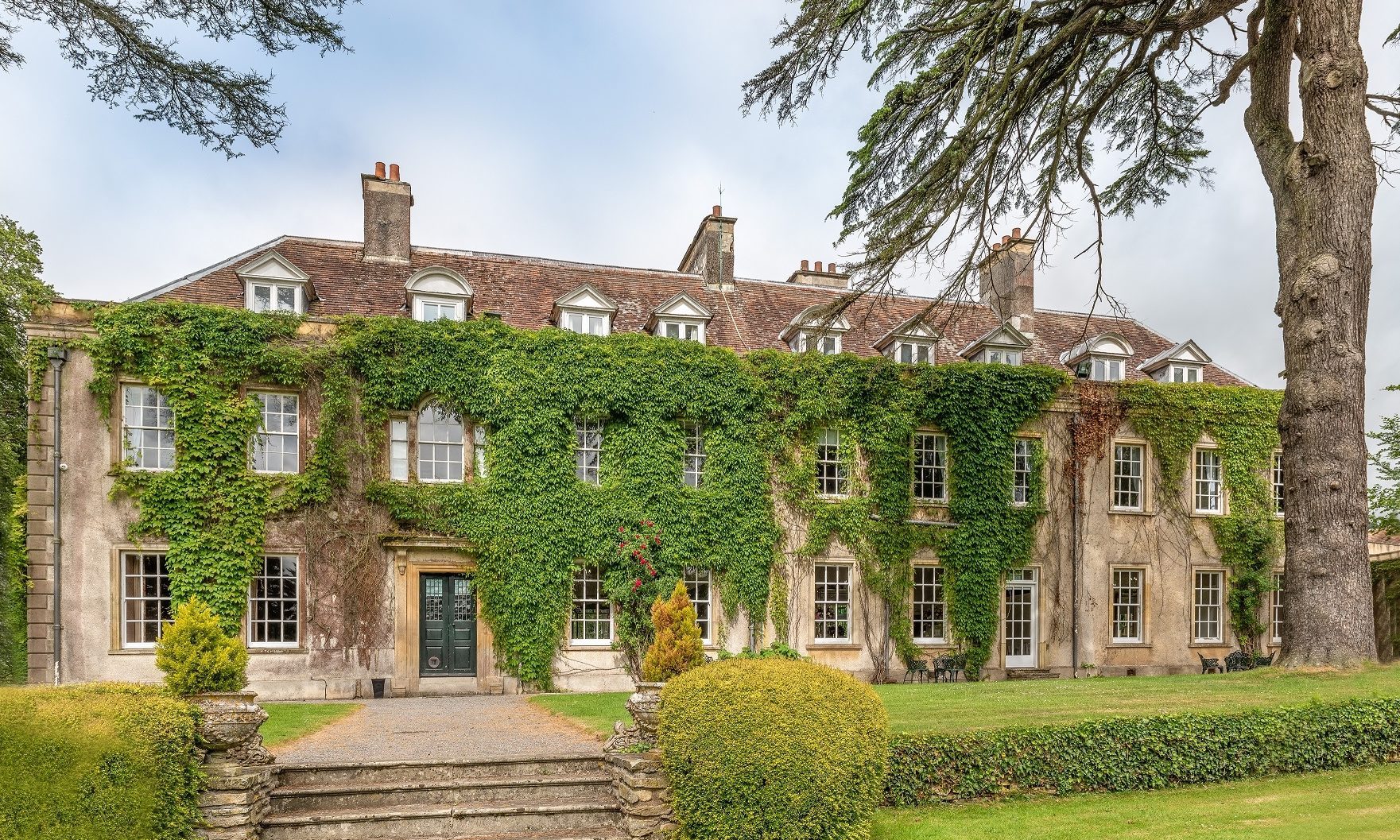 Hillbrooke Hotels expands its portfolio with Holbrook Manor & Spa ...