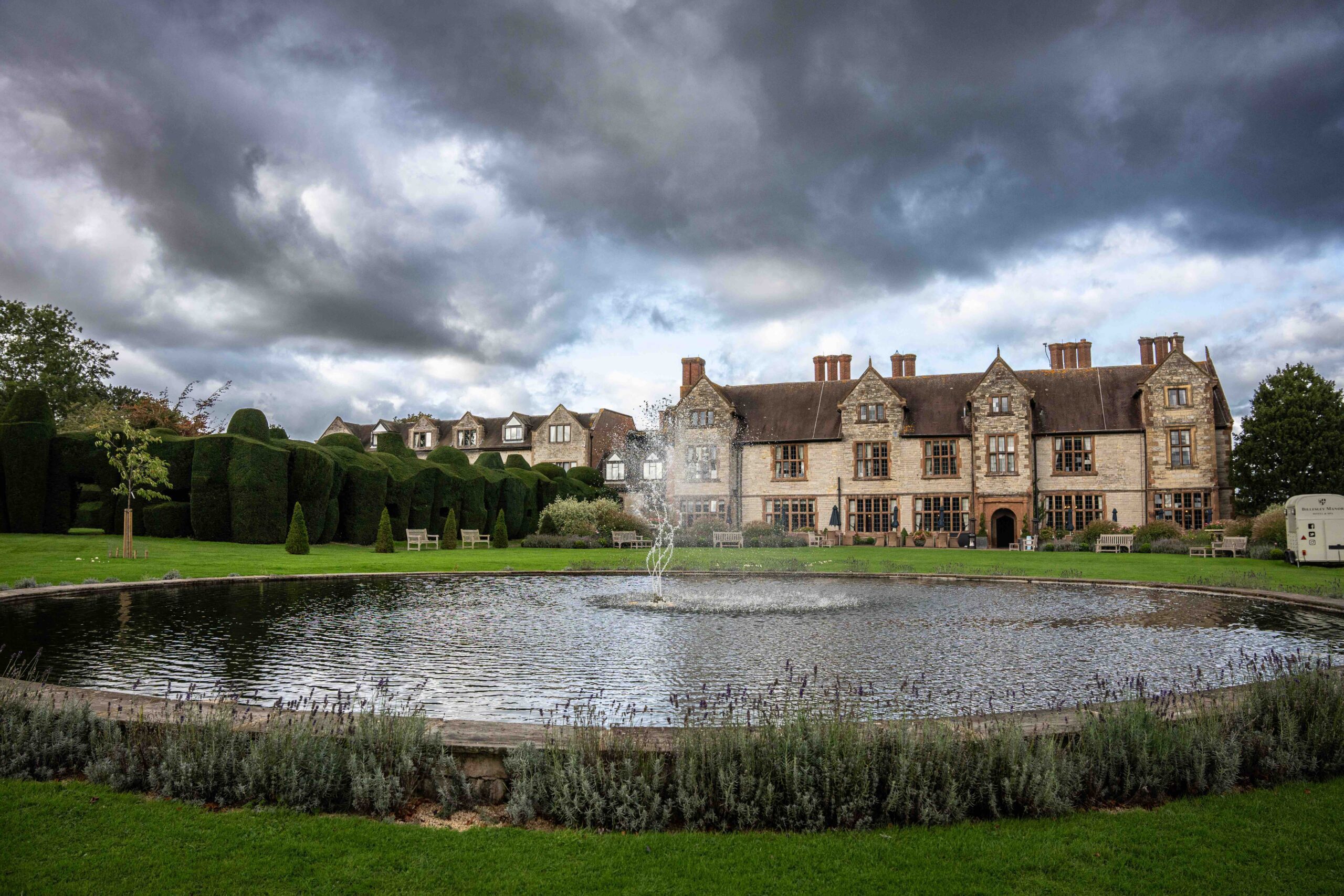 Billesley Manor Hotel launches braille wedding guide | Hotel Owner