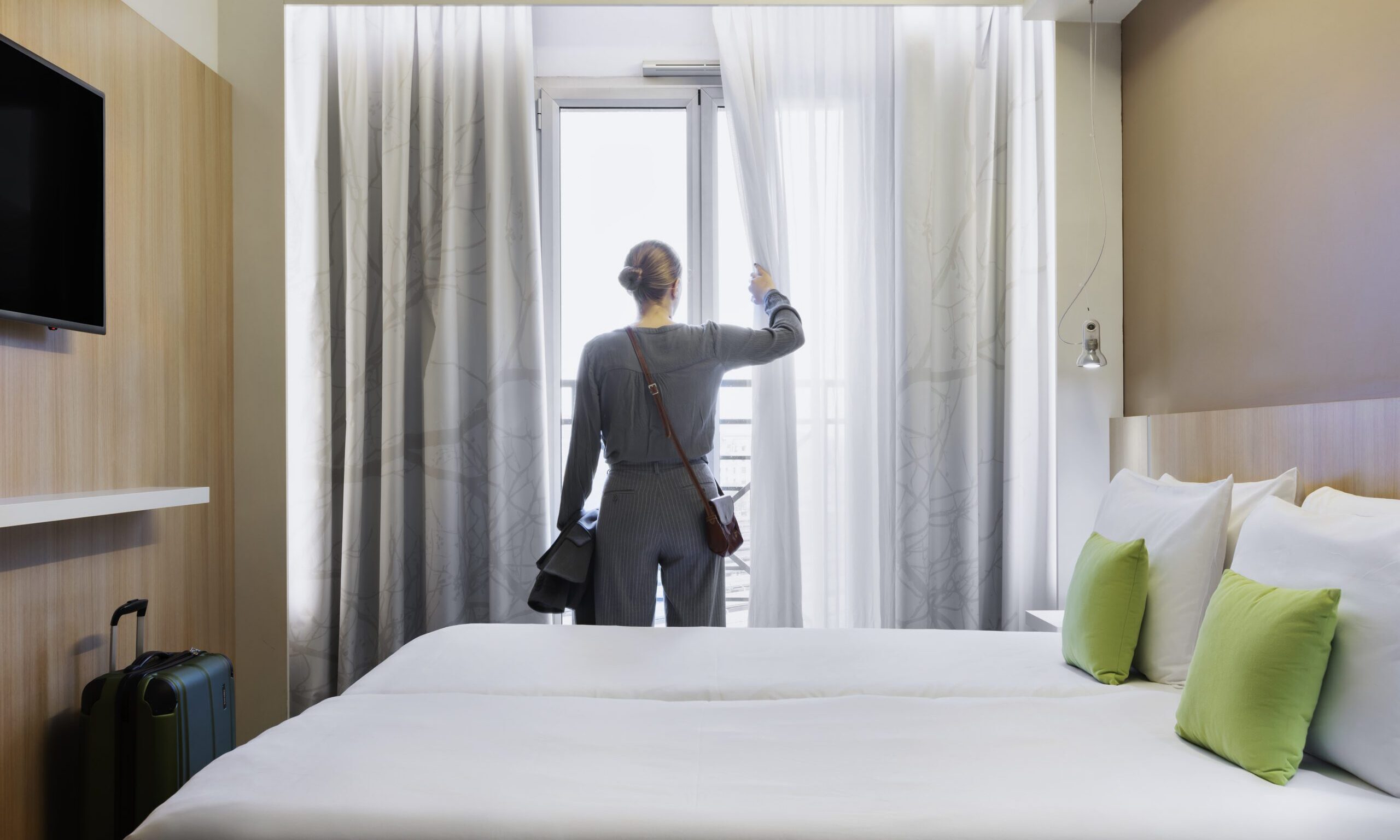 97% of guests read reviews before booking, Accor finds | Hotel Owner