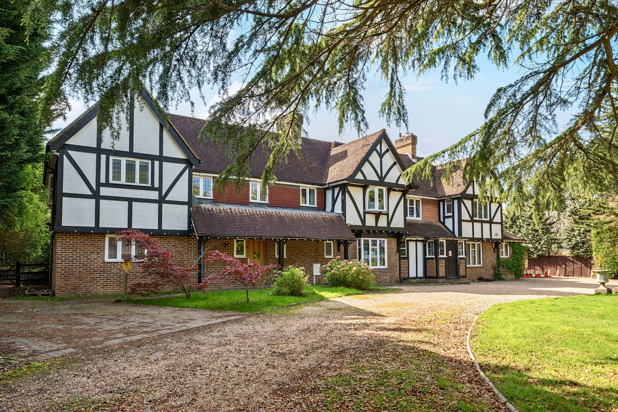 Tenterden’s Little Silver Country Hotel sold to local buyer for £1.7m ...